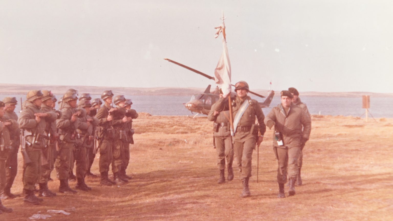 "Lecciones de la Guerra de Malvinas": conferencia del VGM CR (R) VGM Dr ...